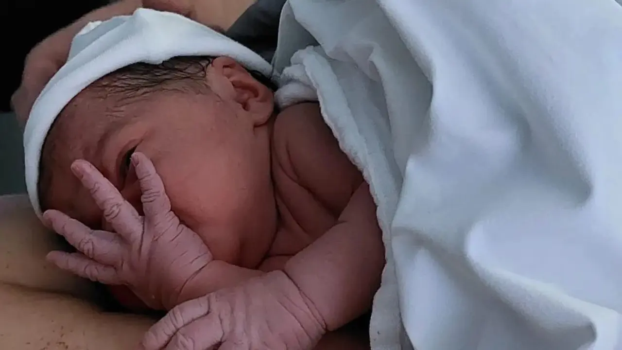 Melihat 7 Potret Baby Nova, Anak Gracia Indri yang Berparas Bule dan Hidup di Belanda ...