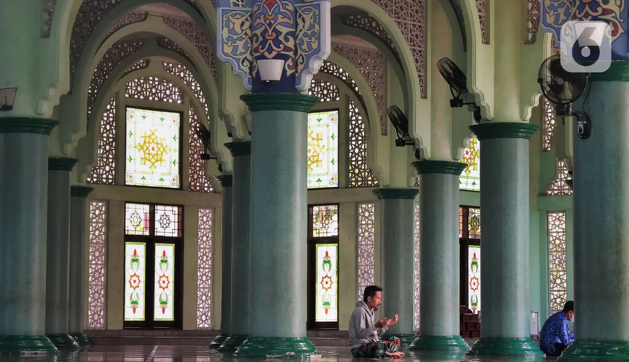 FOTO: Tadarus Al-Quran di Bulan Ramadhan - Foto Liputan6.com