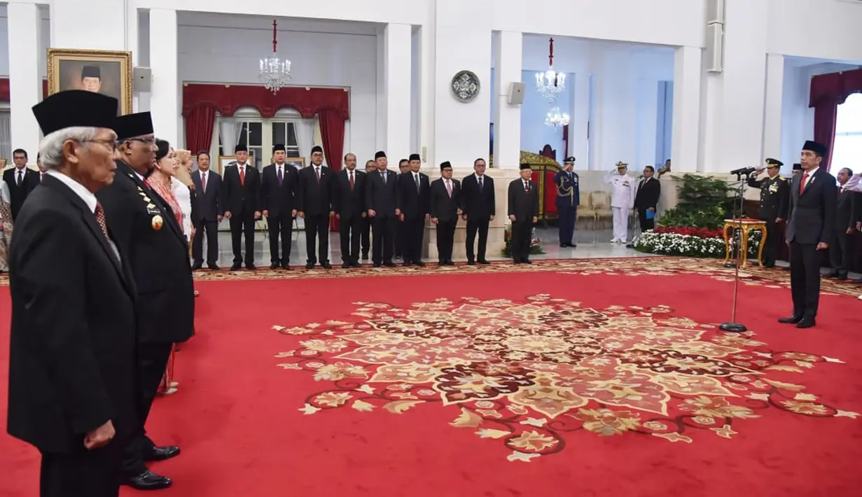 FOTO: 6 Tokoh Dianugerahi Gelar Pahlawan Nasional dari Jokowi - Foto ...