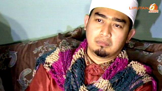 Solmed Ibaratkan Upah Ulama Seperti Rokok - ShowBiz Liputan6.com