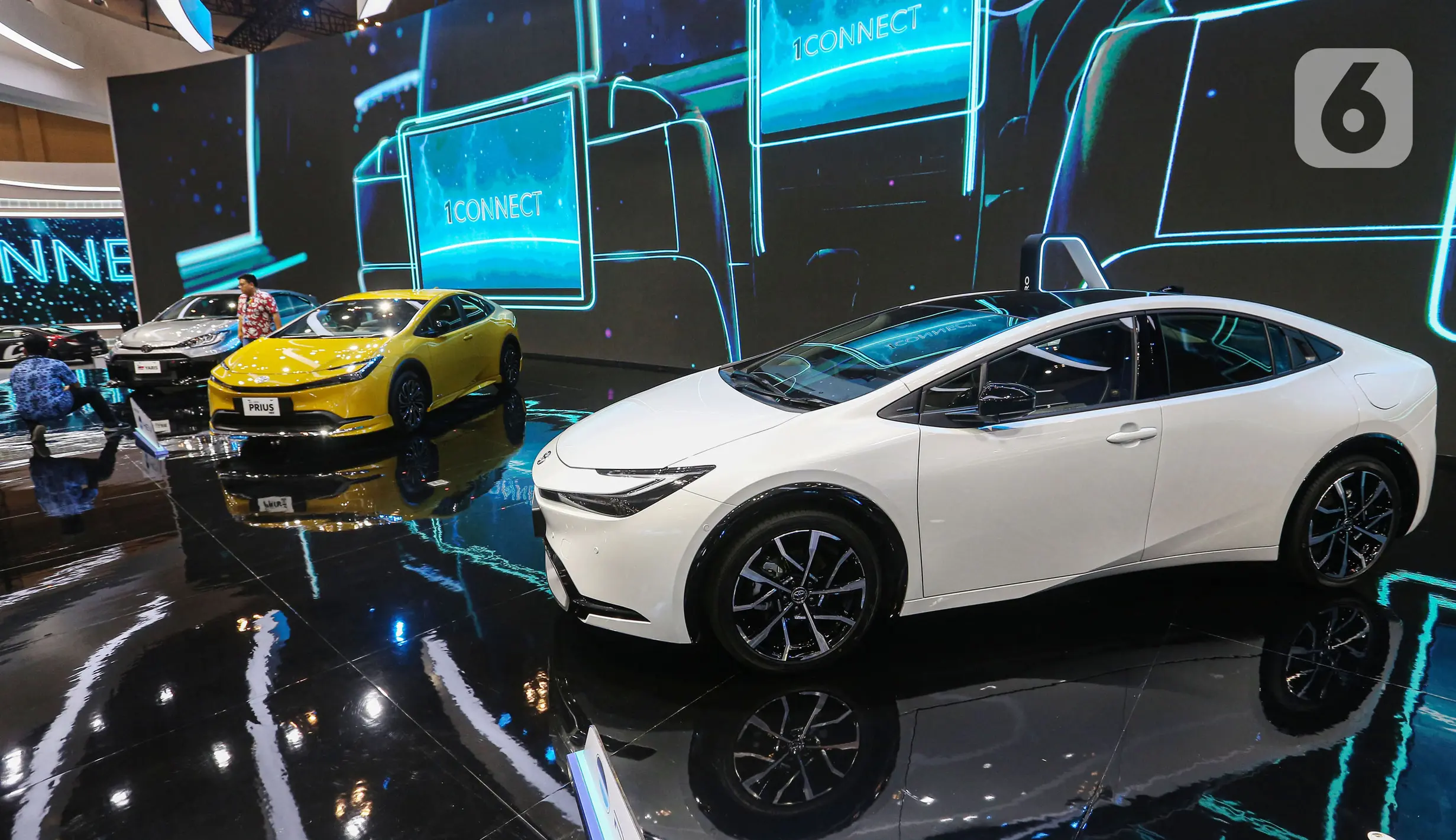 Deretan Mobil Hybrid Terbaru dari Toyota Dipamerkan di GIIAS 2024 - Foto Liputan6.com