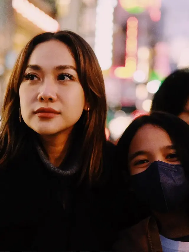 6 Potret Kompak Bunga Citra Lestari dan Noah Sinclair Liburan di Jepang ...