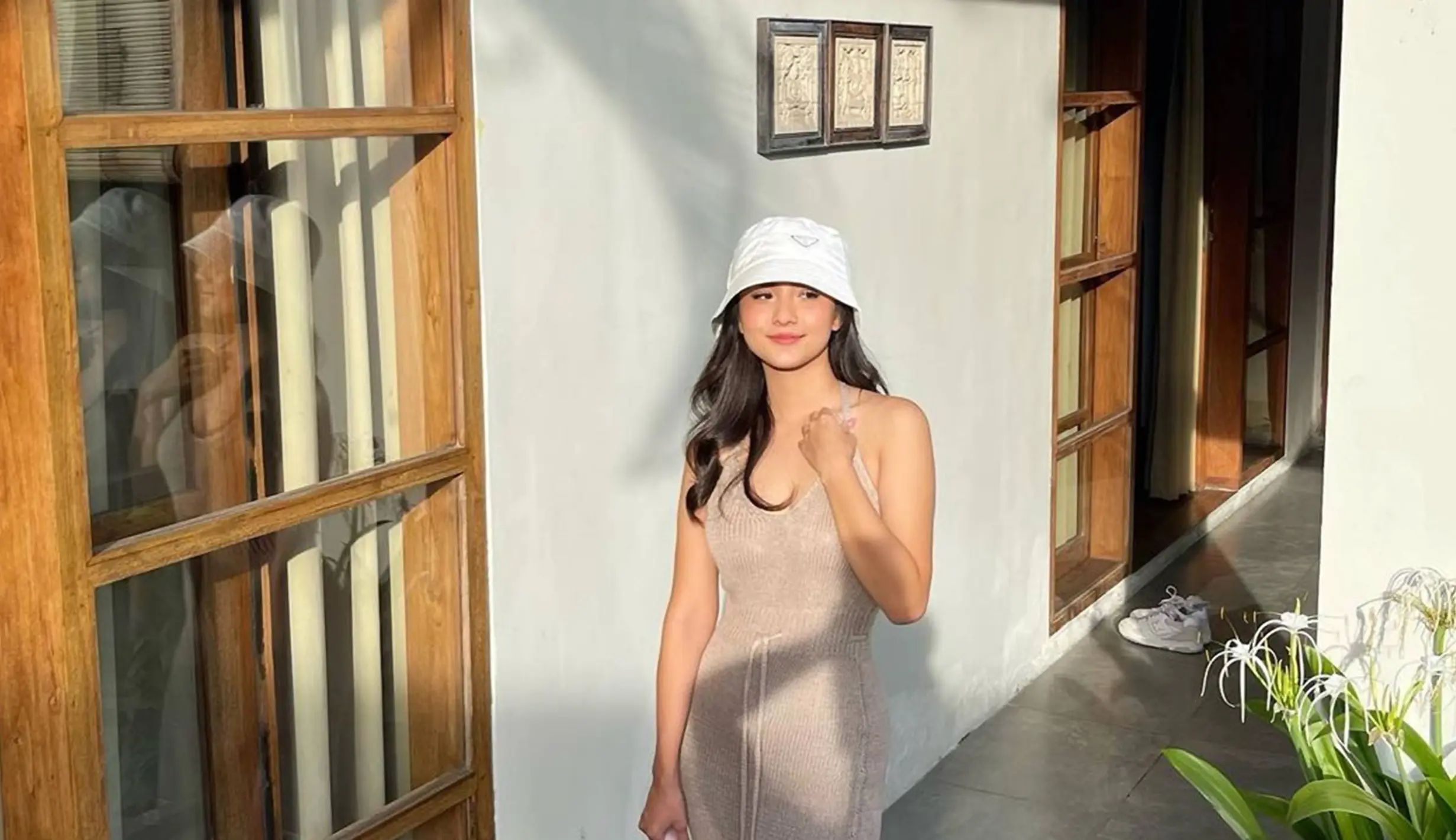 Hengkang dari BTR, Ini Potret Angie Marcheria Tampil Menawan dengan ...