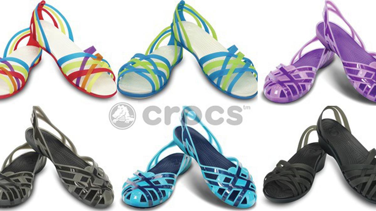 Berani Tampil Beda di Musim Panas dengan Crocs Huarache - Fashion ...
