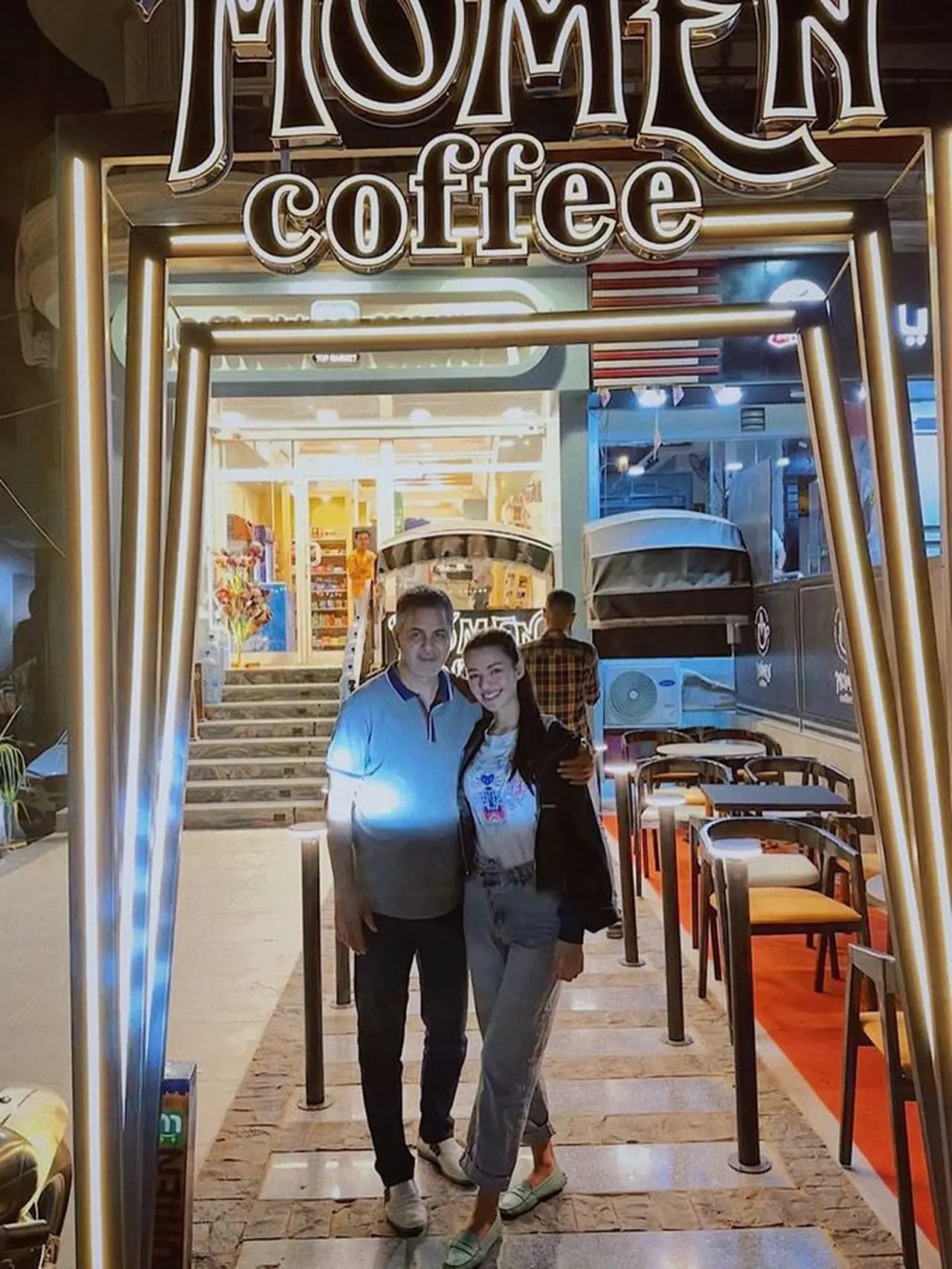 Bertemu Sang Ayah Lagi Usai 4 Tahun, Ini 7 Momen Susan Sameh Pulang ...