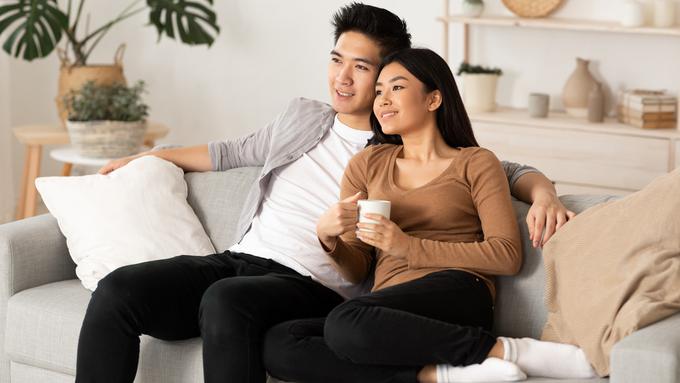 5 Hal Positif dari Pasangan saat Pacaran dengan Pria yang Lebih Tua ...