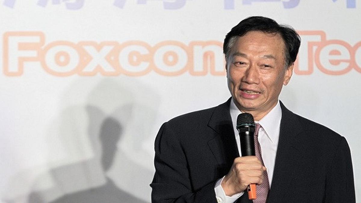 Siapa Terry Gou, Pendiri Foxconn yang Maju Pilpres Taiwan 2024 ...