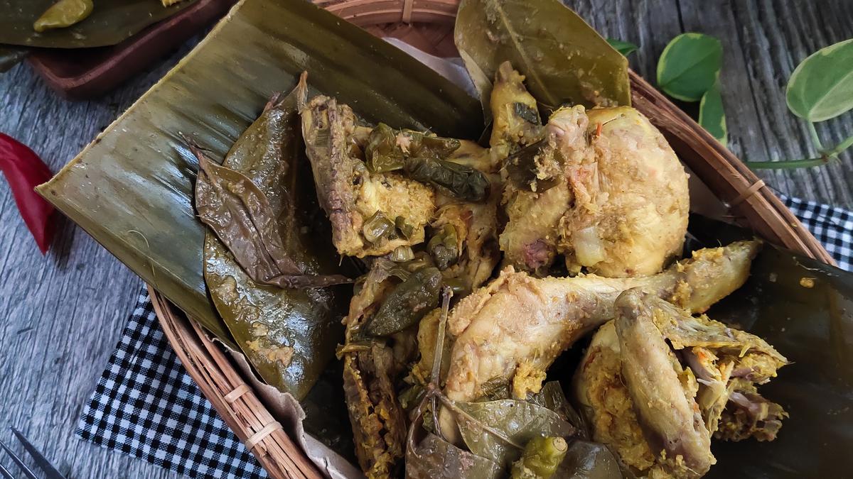 Resep Ayam Cabe Ijo khas Sunda yang Dikukus