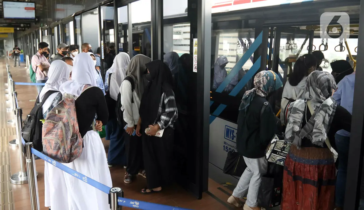 Penetapan Tarif Integrasi Layanan Transportasi di Jakarta - Foto ...