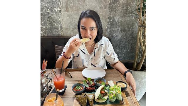 Sembuh dari Kanker, Ini 6 Potret Feby Febiola yang Jalani Gaya Hidup ...