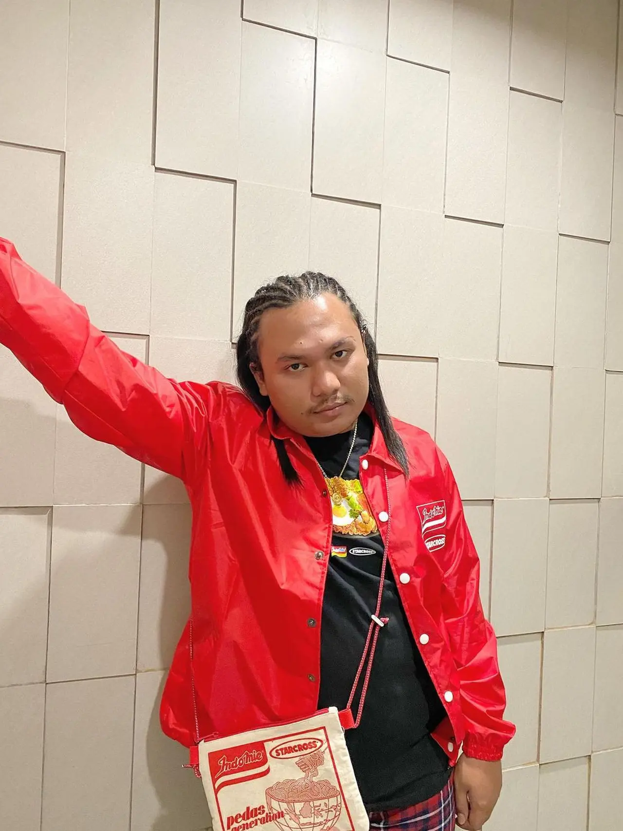 6 Gaya Rambut Keanu yang Paling Curi Perhatian, Tak Selalu Gondrong ...