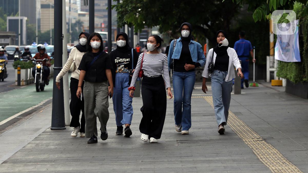 Daftar Transportasi yang Sudah Boleh Buka Masker dan yang Masih Wajib ...