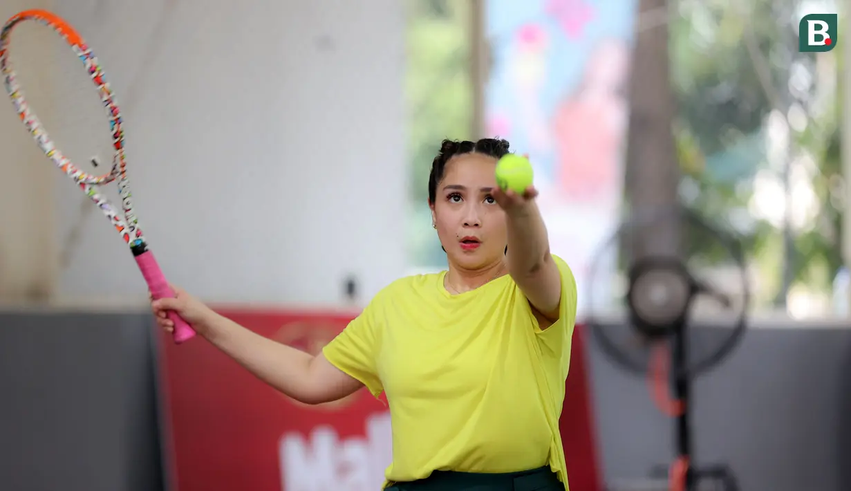 Foto: Aksi Pantang Menyerah Istri Sultan Andara di Turnamen Olahraga ...