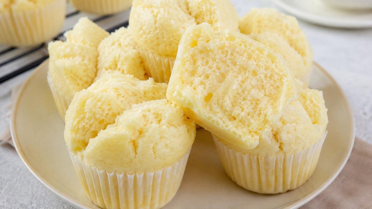 Resep Bolu Kukus Susu 3 Bahan Takaran Sendok, Tekstur Lembut dan Anti Gagal