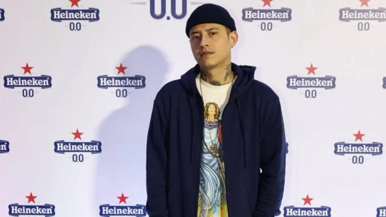 6 Potret Marco Maurer, Kakak Mario Maurer yang Seorang Rapper - Hot ...