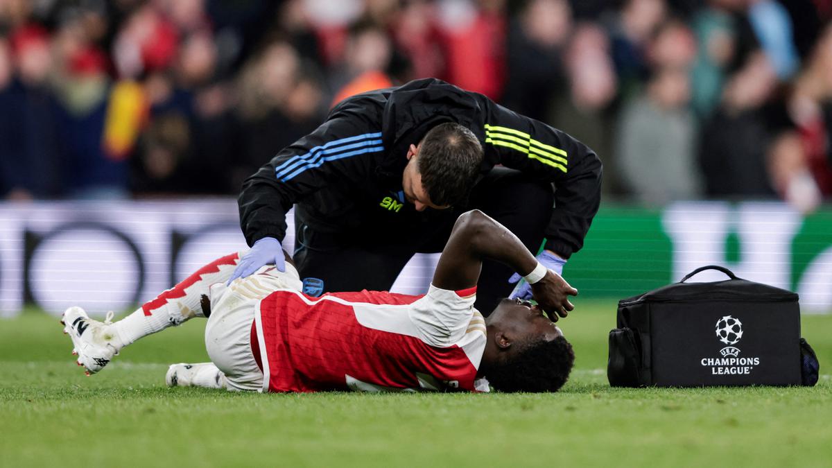 Legenda Arsenal Justru Bela Wasit yang Tidak Berikan Penalti setelah ...
