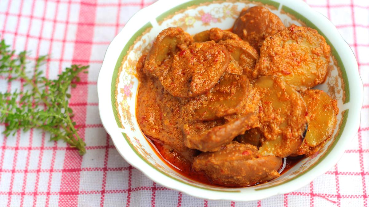 Resep Rendang Jengkol Santan Rumahan yang Enak - Food Fimela.com