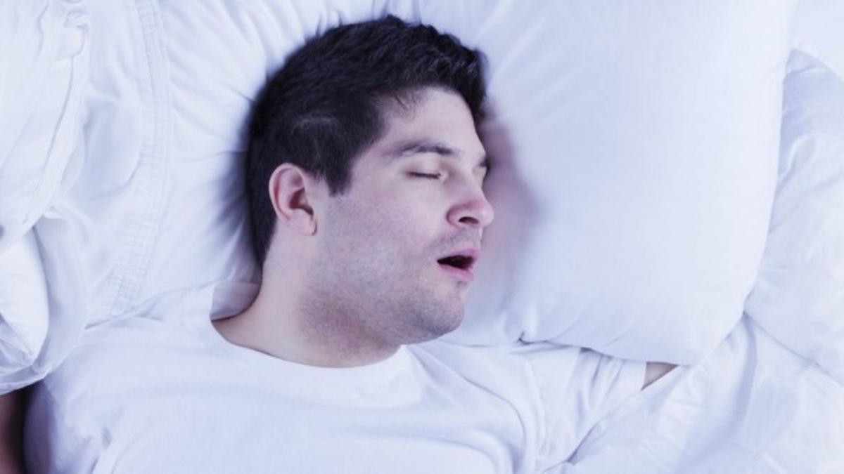 6 Cara Mengatasi Tidur dengan Mulut Terbuka, Cegah Gangguan Kesehatan