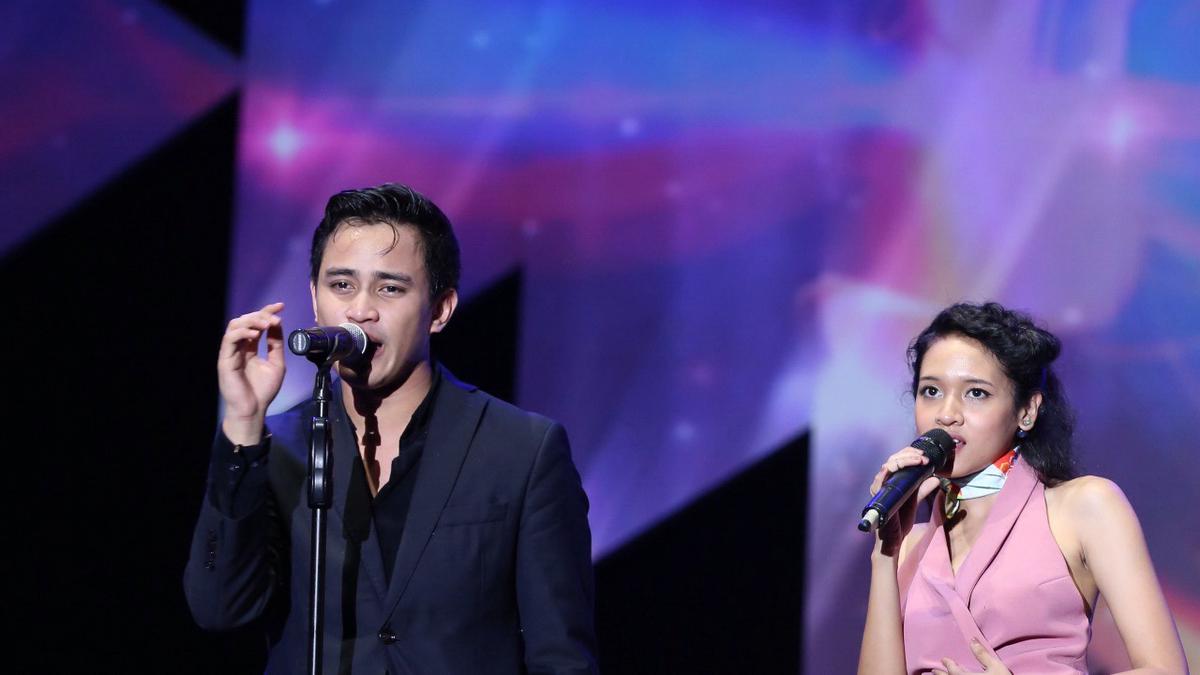 Mundur dari HiVi, Dea Tetap Bernyanyi dengan Hati - Entertainment ...