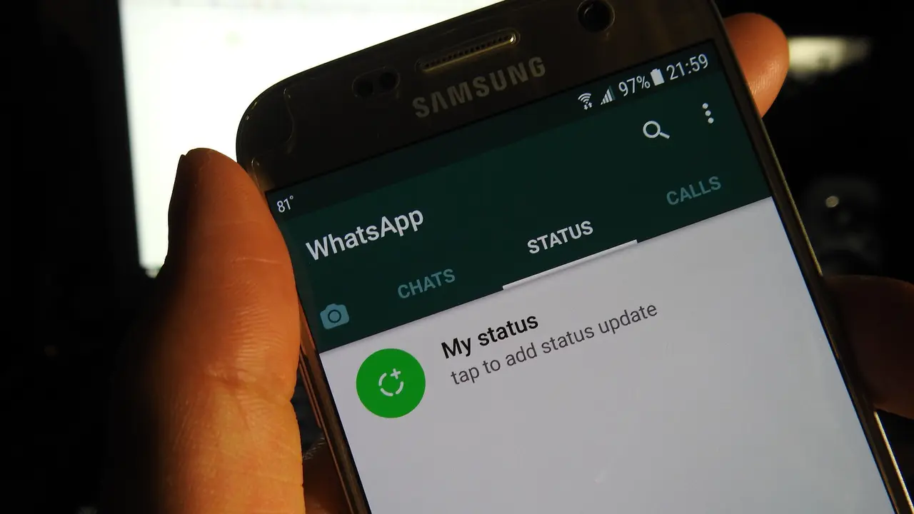 Pengguna WhatsApp Kini Bisa Berbagi Status Langsung ke Facebook Story