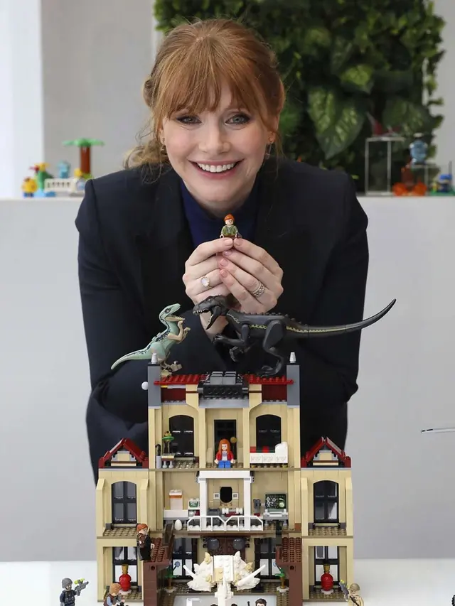 6 Potret Terbaru Bryce Dallas Howard, Pemeran Victoria di Twilight Saga ...