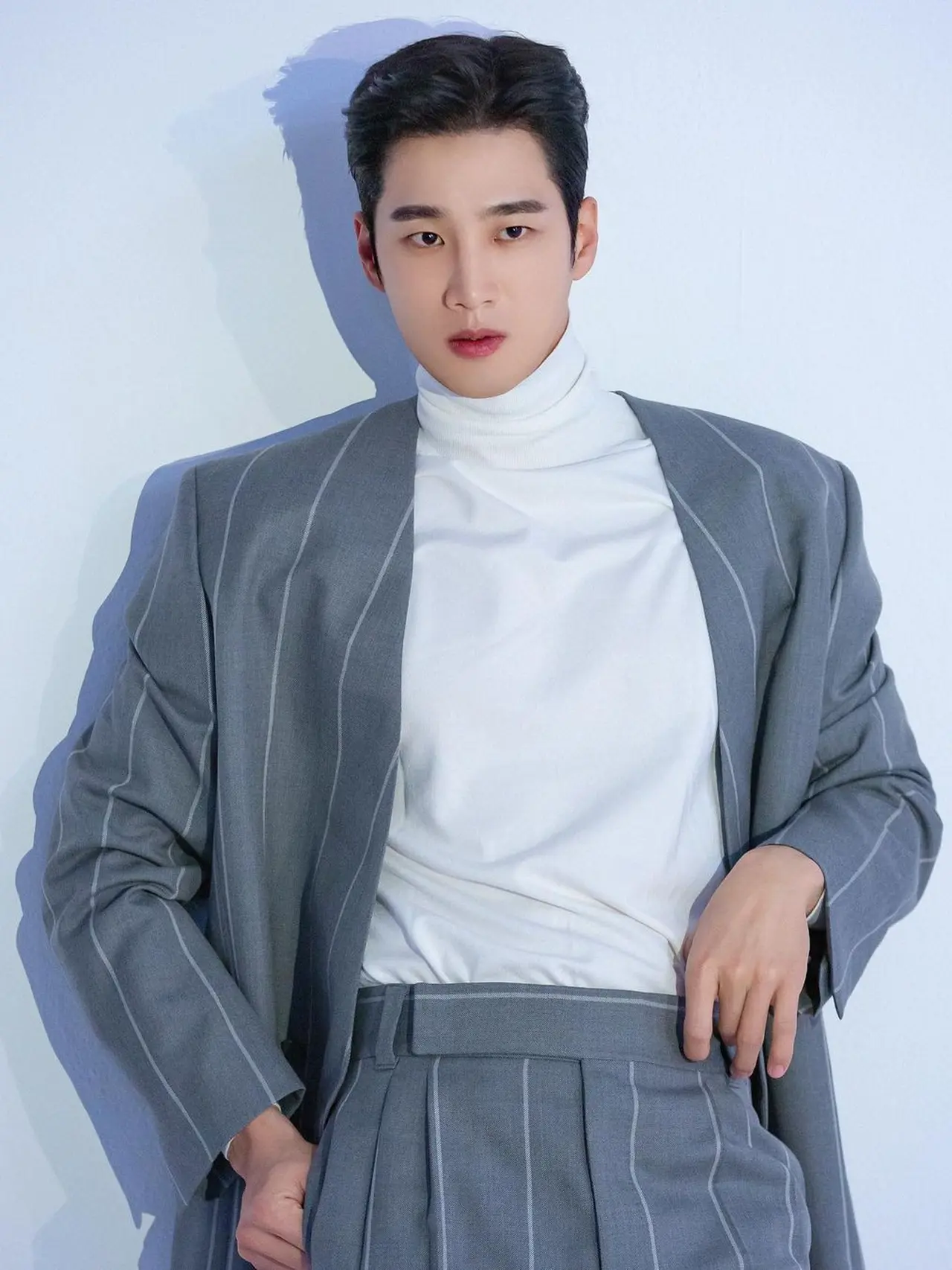 10 Potret Ahn Bo Hyun, Pacar Jisoo Blackpink yang Beda Usia 7 Tahun ...