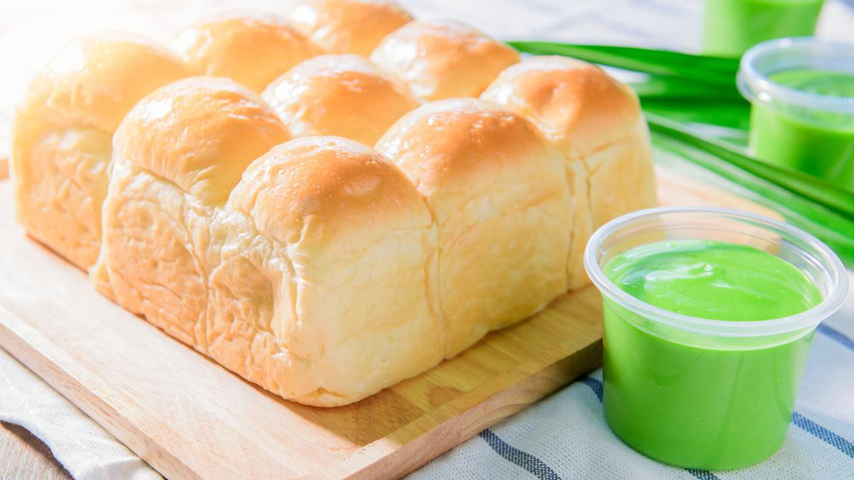 Resep Sangkhaya, Roti Selai Pandan Manis dan Praktis - Lifestyle Fimela.com