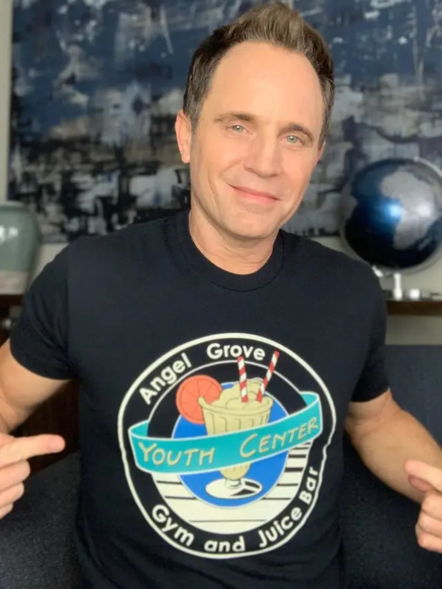 6 Potret Terbaru David Yost, Pemeran Power Rangers Biru yang Awet Muda ...