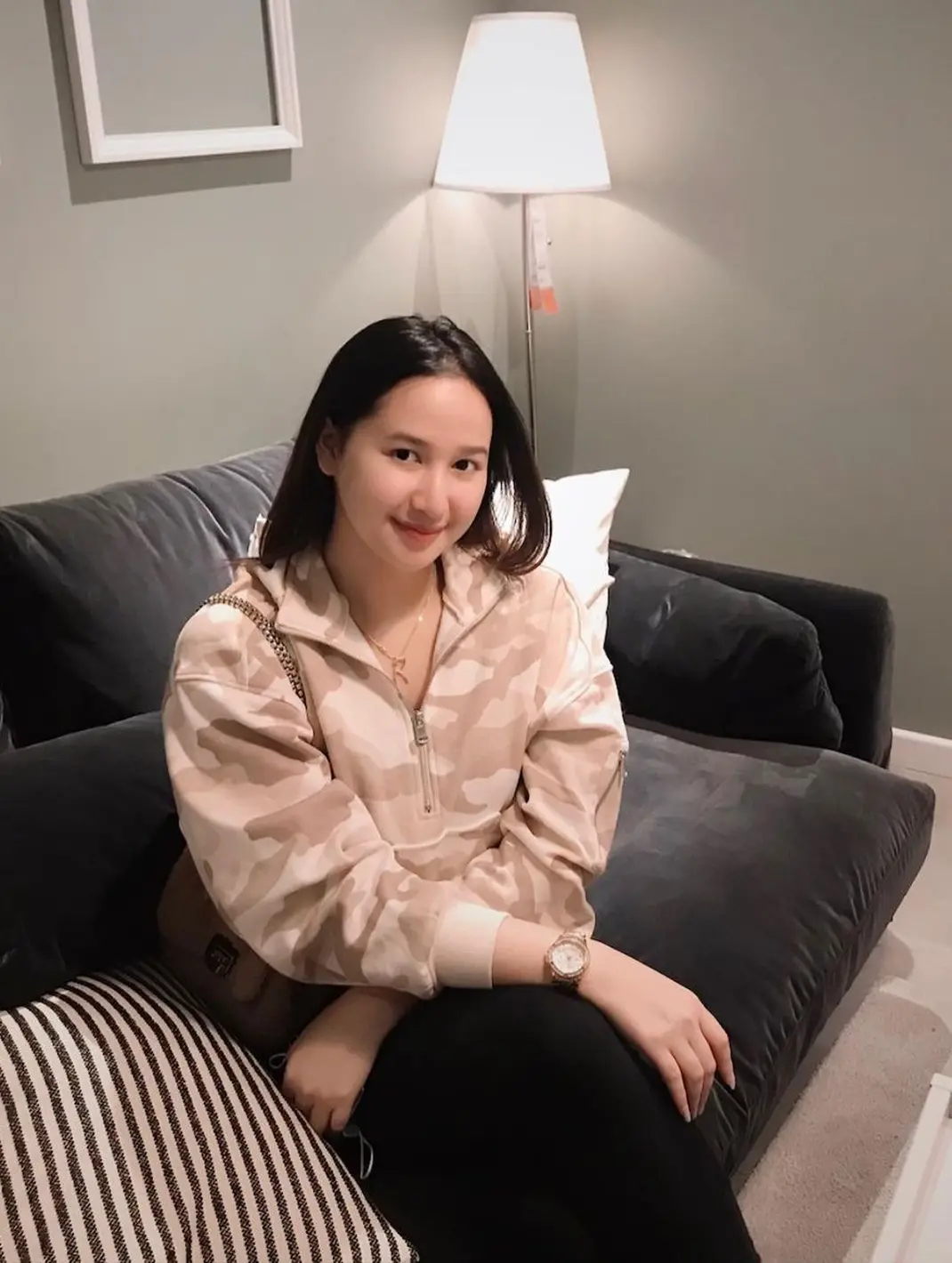 Pesona Adisty Juniar yang Berhasil Pikat Reiner Manopo, Kini Sudah Sah ...