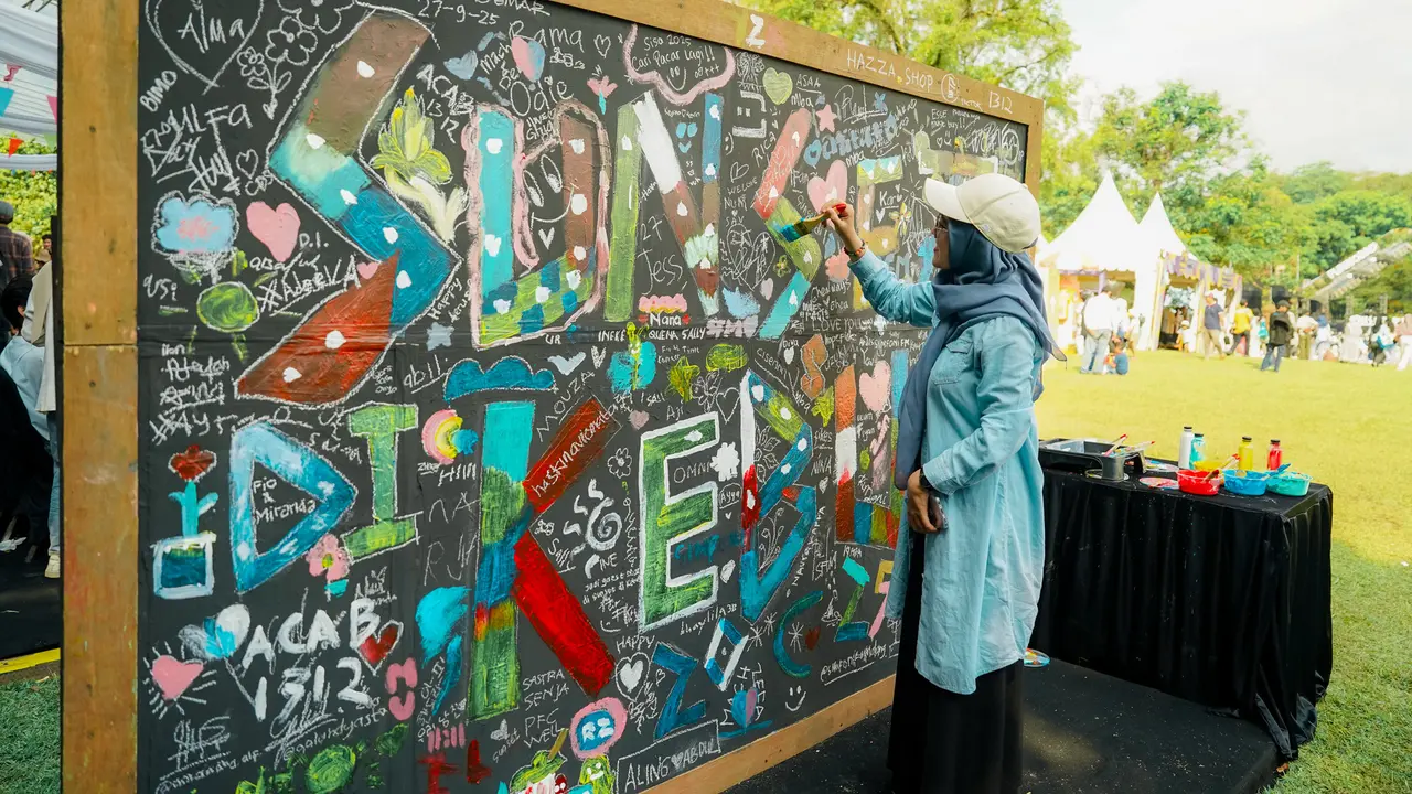 Sunset di Kebun 2025: Festival Ikonik Keluarga yang Memadukan Piknik ...