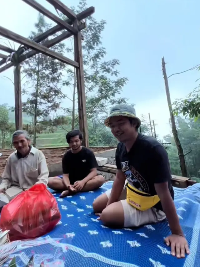 7 Potret Dodit Mulyanto Bangun Rumah Jawa Kuno Berusia 200 Tahun di ...