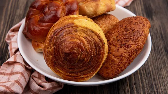 7 Resep Roti Manis Lembut ala Bakery yang Mudah Dibuat di Rumah - Hot ...
