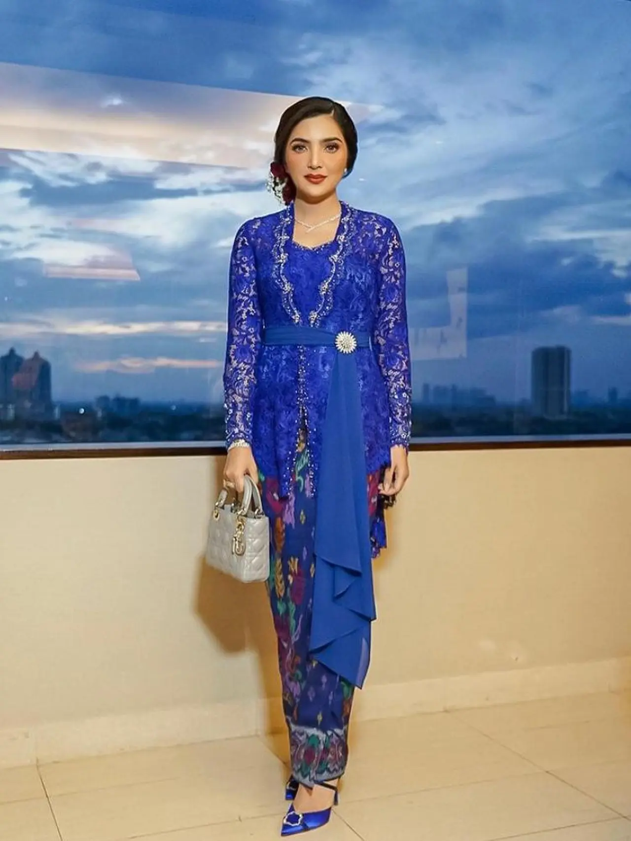 8 Cara Tampil Elegan dengan Padu Padan Kain Songket, dari Dian Sastro hingga Ashanty - Fashion ...