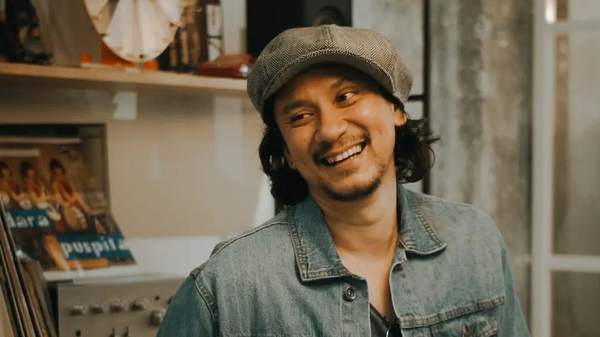 Hadapi Masalah Kebotakan, Ini Rutinitas Perawatan Rambut yang Dilakukan ...