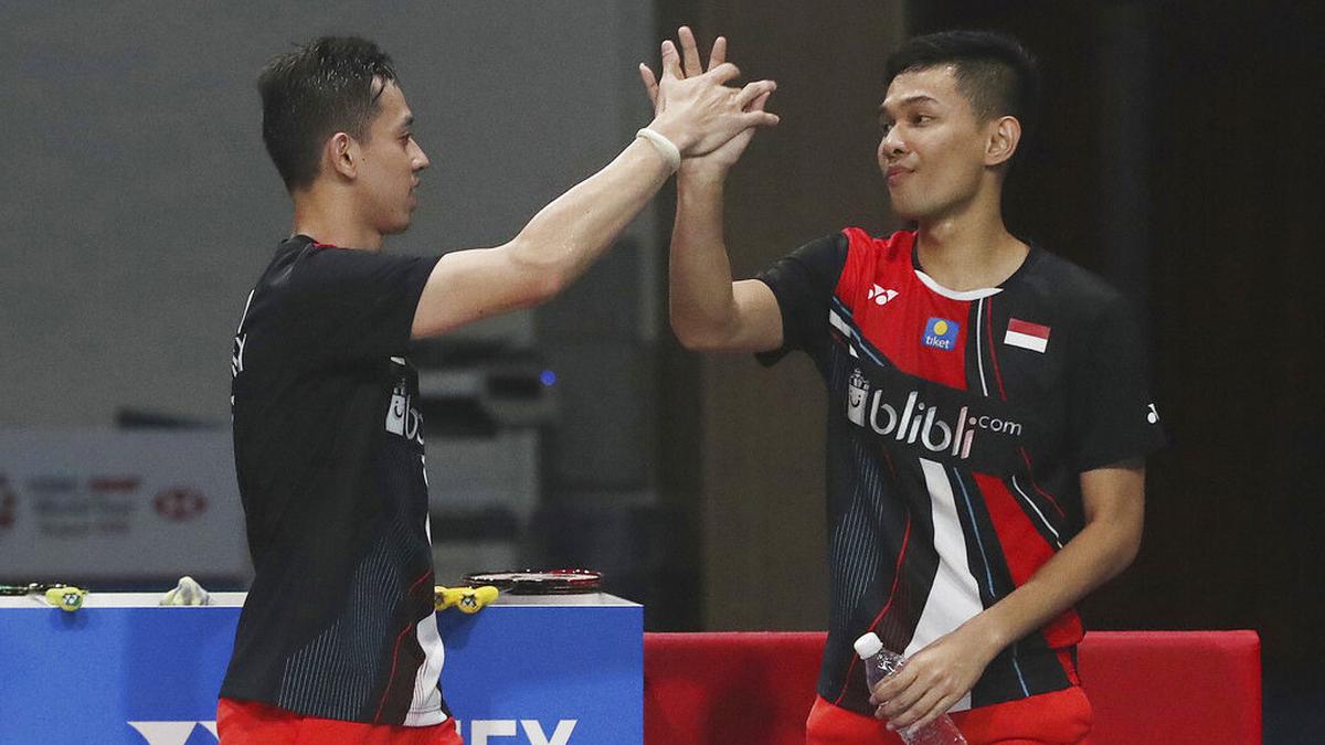 Fajar / Rian Melenggang Mulus Ke-16 Besar Hong Kong Terbuka 2019 - SEA ...