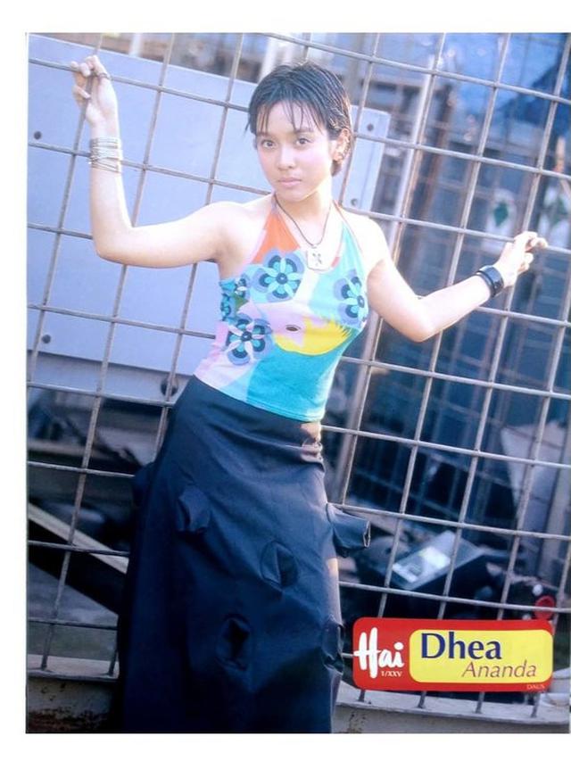 6 Potret Lawas Dea Ananda yang Imut, Dulu Dikenal Sebagai Artis Cilik - Hot Liputan6.com