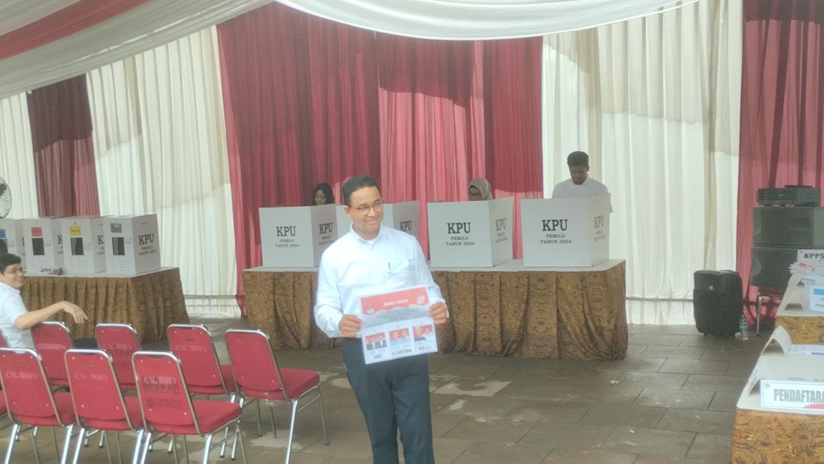 Anies Baswedan Temukan Surat Suara Rusak Saat Mencoblos di TPS 60 Lebak ...
