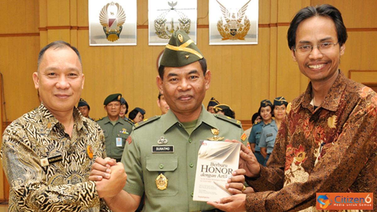Puspen TNI Buka Penataran Teknik Wawancara - Foto Liputan6.com