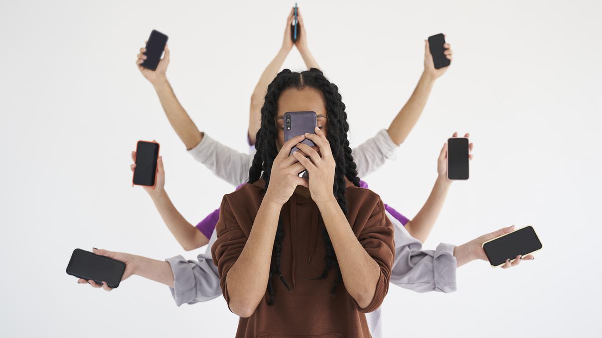 Mengenal Apa Itu Clout Chasing, Istilah yang Jarang Diketahui