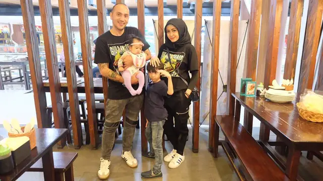 Kisah Cinta Gary Iskak dan Richa Novisha yang Tak Pernah Ada Kata ...