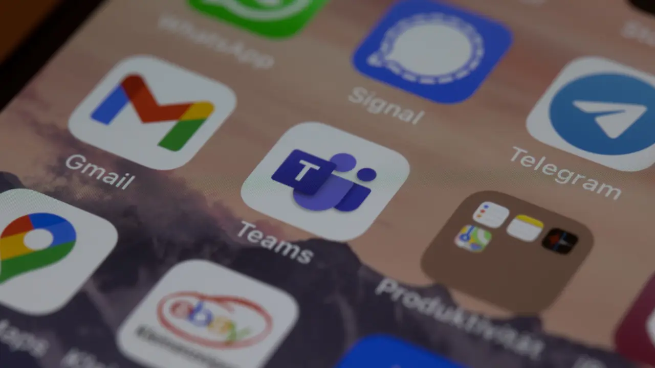 Gmail di Android Kini Pakai Format Penutup Email dari Versi Web - Tekno ...