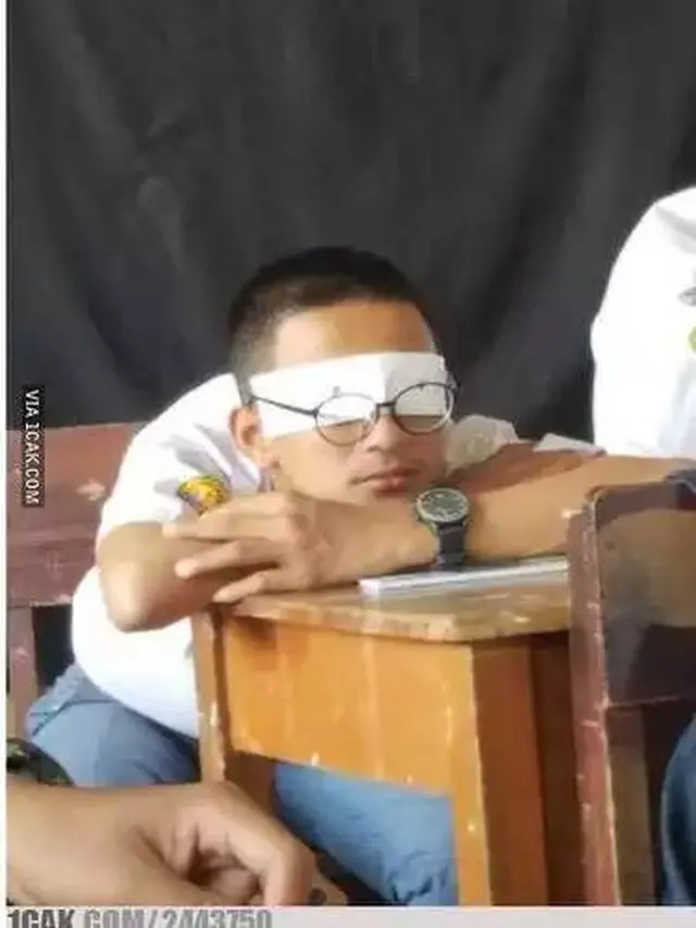 8 Potret Absurd Siswa Lelah Belajar di Sekolah Ini Bikin Geleng Kepala ...