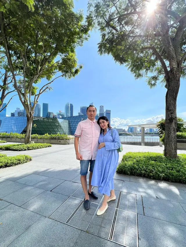 7 Potret Babymoon Aliya Rajasa Istri Ibas Yudhoyono di Singapura ...