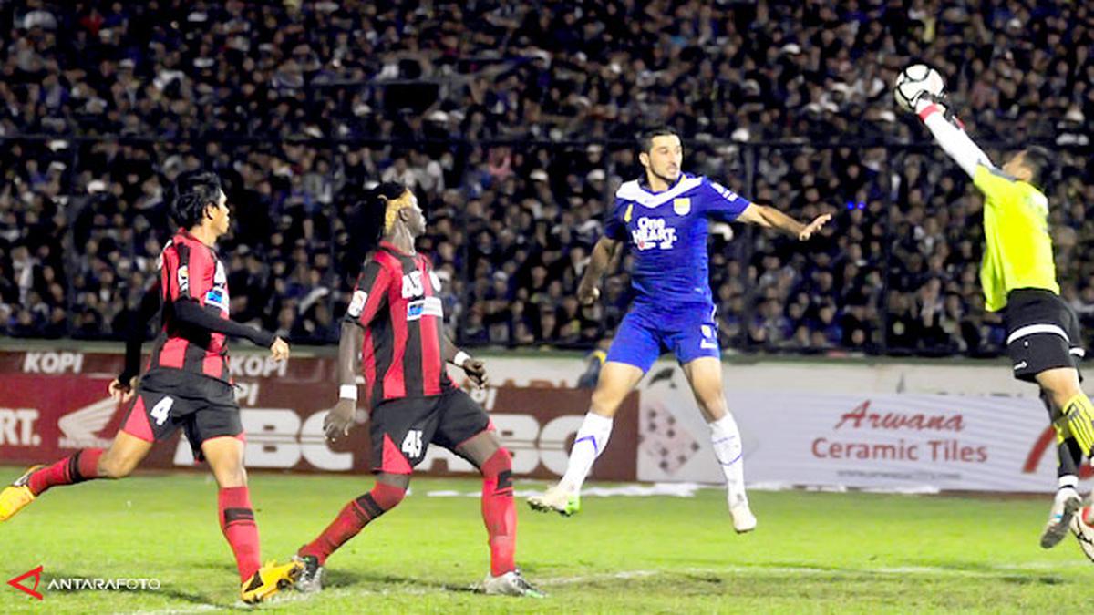 Messi Menyelamatkan Persib dari Kekalahan - Bola Liputan6.com