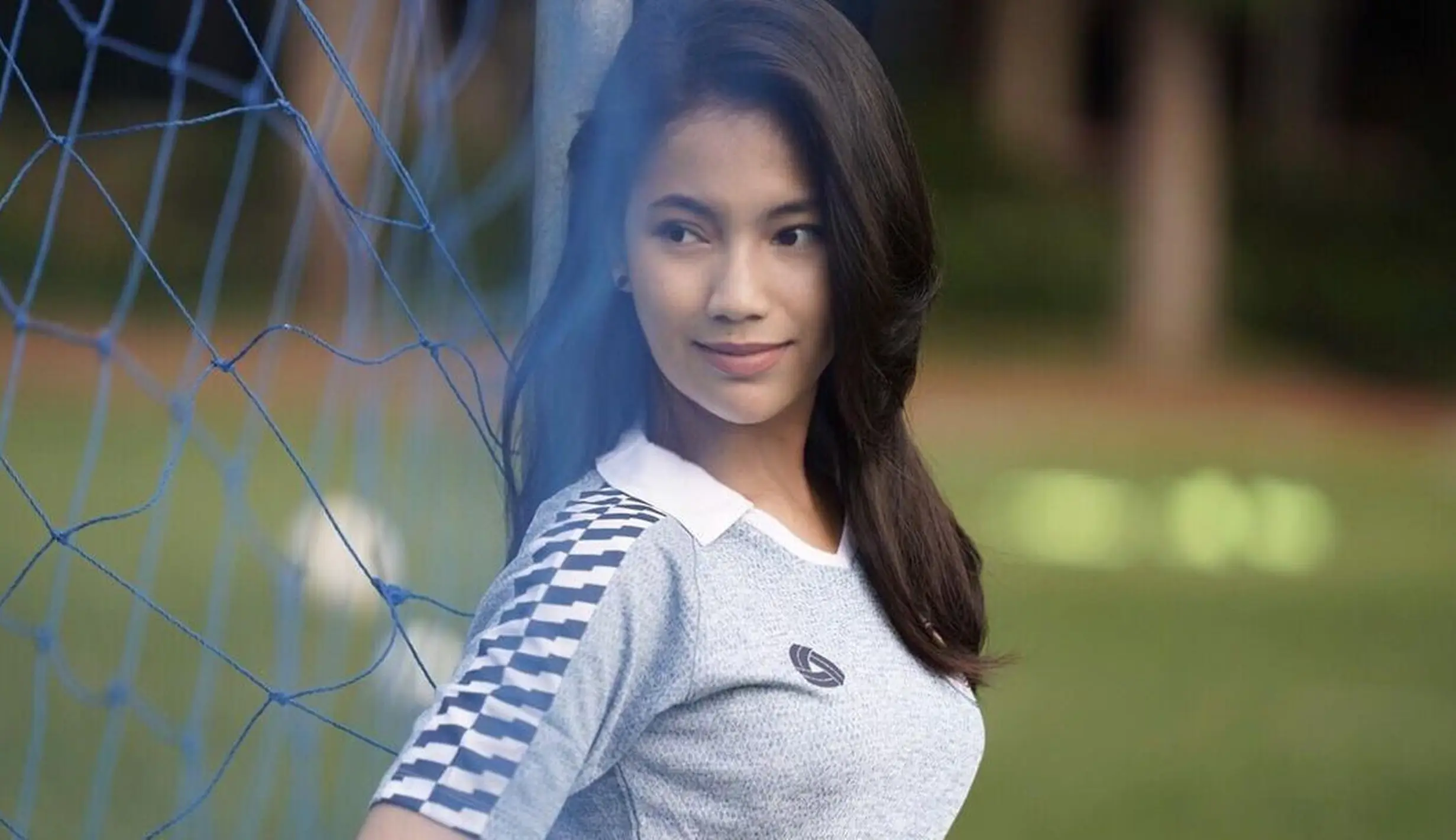 Foto: Pesona Kecantikan Syalomita Gasya Karen, Bidadari Klub Liga 2 ...