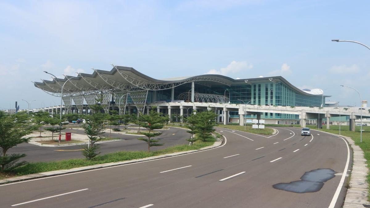 Penerbangan Bandara Husein Sastranegara Resmi Pindah ke Kertajati Besok ...