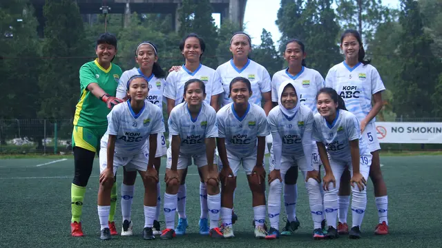 Bawa 18 Pemain ke Singapura, Persib Putri Siap Berlaga di WFC 2022 - Indonesia Bola.com