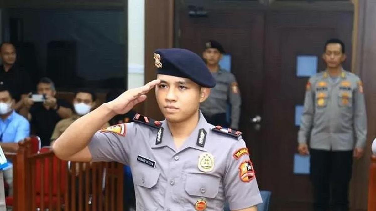 Fakta-Fakta tentang Demosi dan Perbedaannya dengan Mutasi di Polri