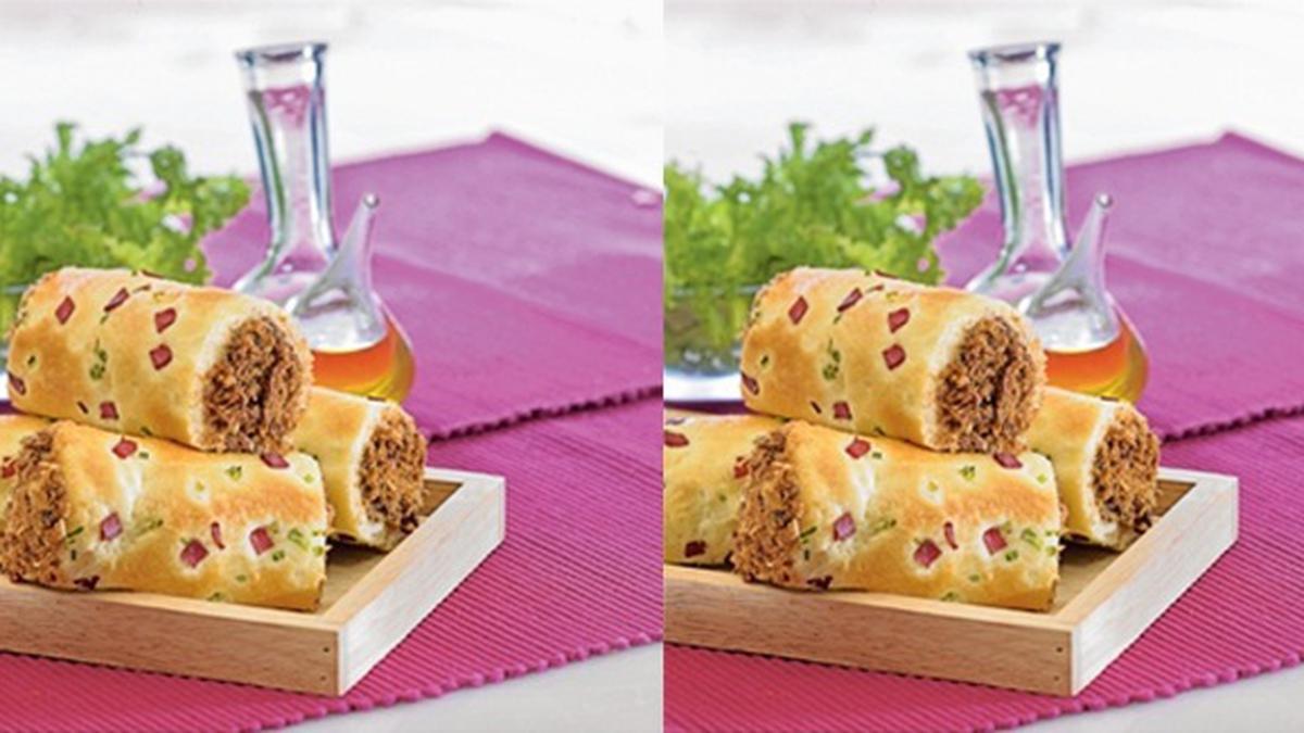 Floss Roll Bun ( Roti Gulung Abon) - Lifestyle Fimela.com