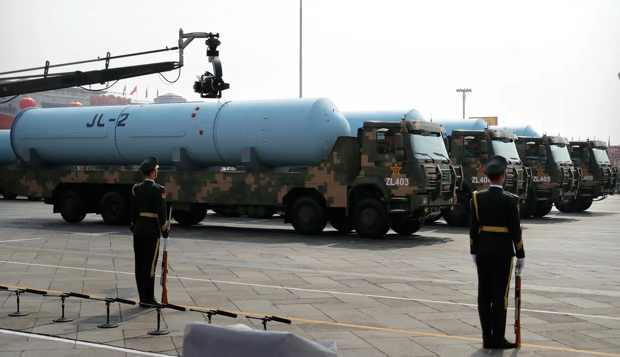 FOTO: Deretan Senjata Canggih Dipamerkan pada HUT ke-70 RRC - Foto ...